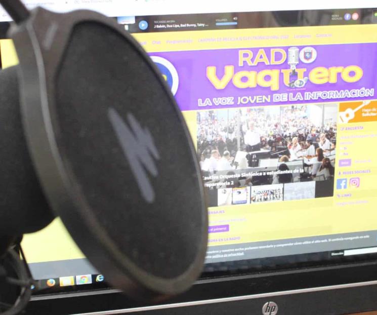 Transmiten emoción de hacer radio entre jóvenes