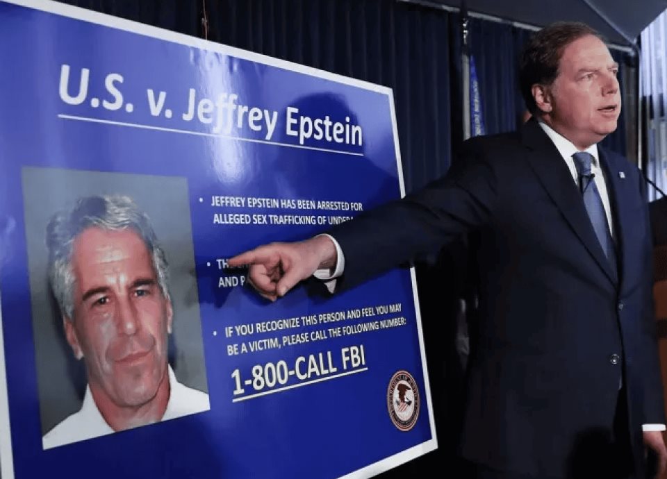 Revelarán la lista de personas cercanas con Jeffrey Epstein