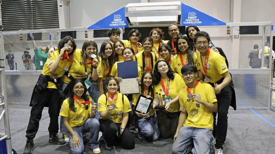 Equipo de PrepaTec regresa al mundial de robótica