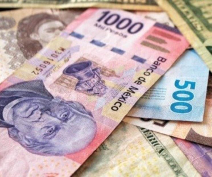 Peso sufre pérdida y el dólar cotiza en 17.89 pesos