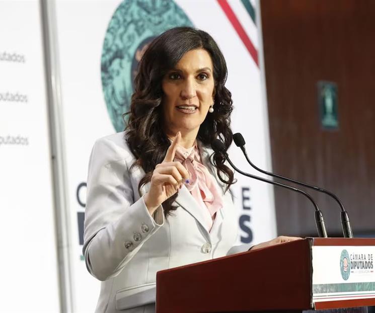 Deje gobernar a la Presidenta; Kenia López le pide a AMLO